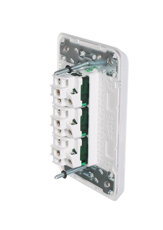 Clipsal Iconic 3 Gang Switch